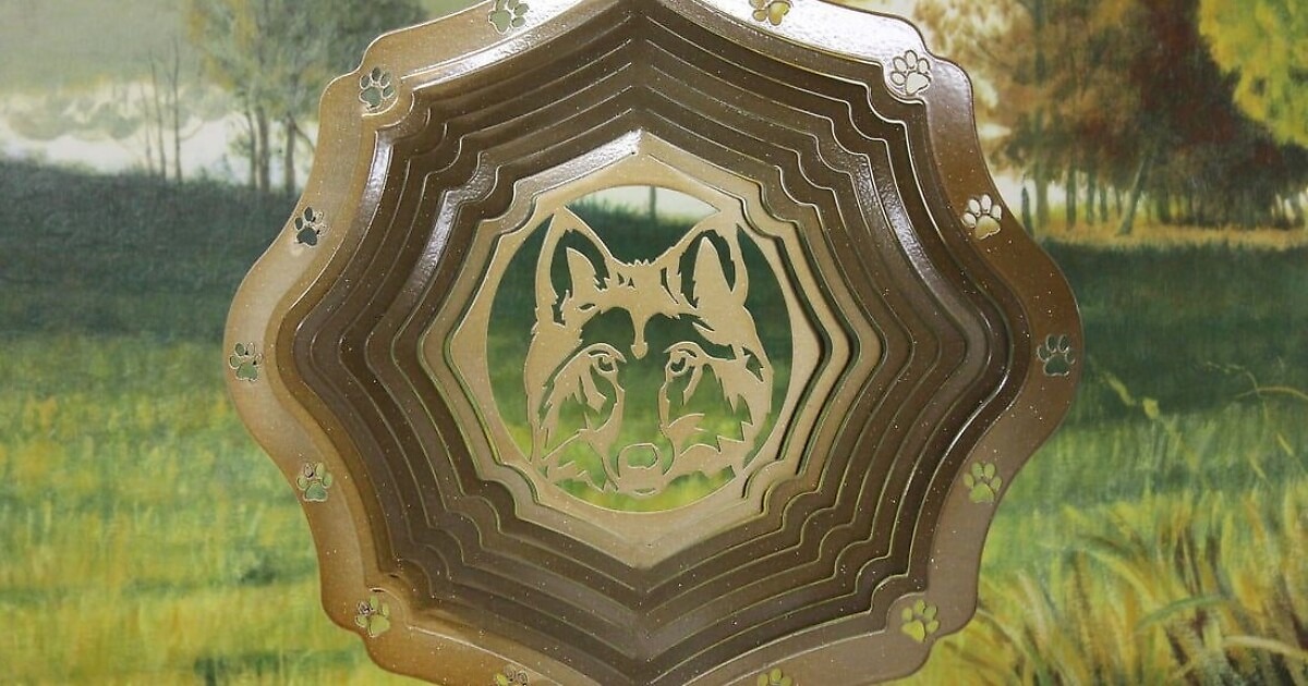 DSA 35155 12" Wolf Head Wind Spinner-Copper Starlight - Made In The ...
